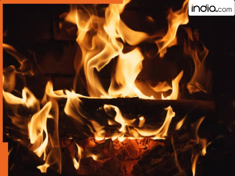 Fire breaks out at 'New Auto Life Motors' workshop near Ghaziabad's ...