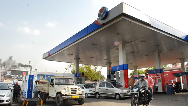 Petrol blended with up to 30% ethanol notified; compatibility, costs ...