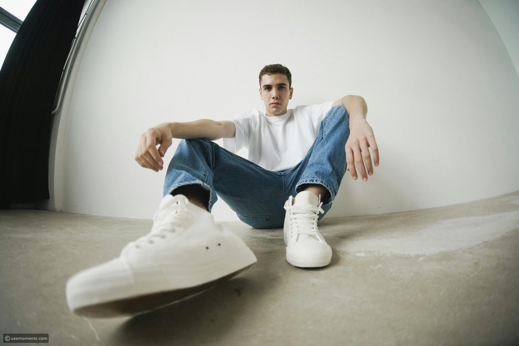 8 stylish shoes men secretly find most attractive