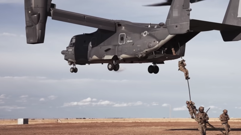 Watch a plane take off like a helicopter then fly like a jet - 300+ mph ...