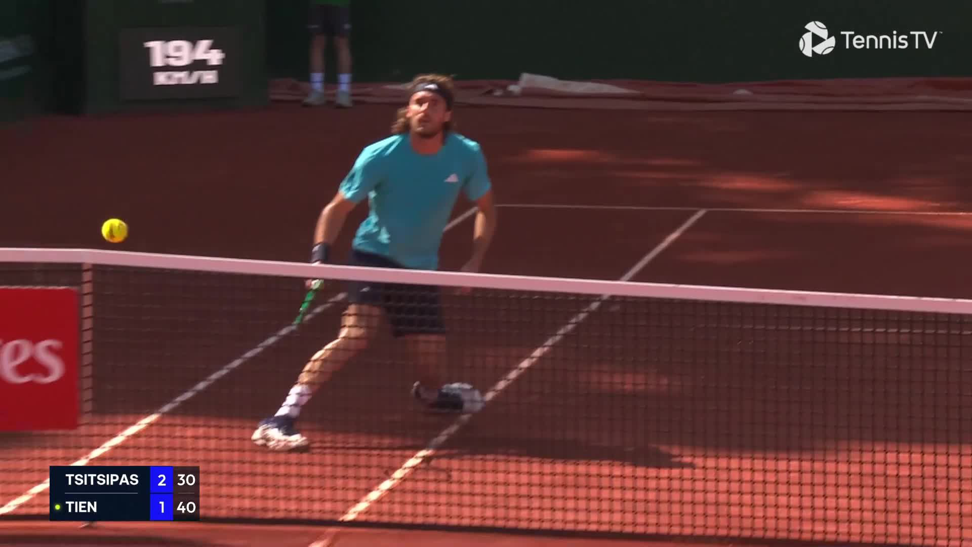 Stefanos Tsitsipas shows his class in Geneva