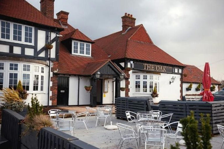 Coventry pub once voted 'best for dogs' reopens with 'party day and new ...
