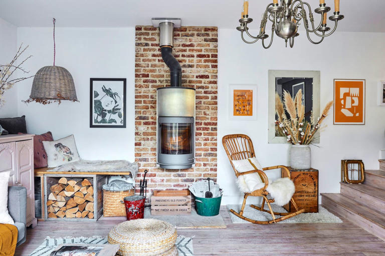 'Chintzy full dinner sets are getting snapped up': 7 once-unfashionable ...