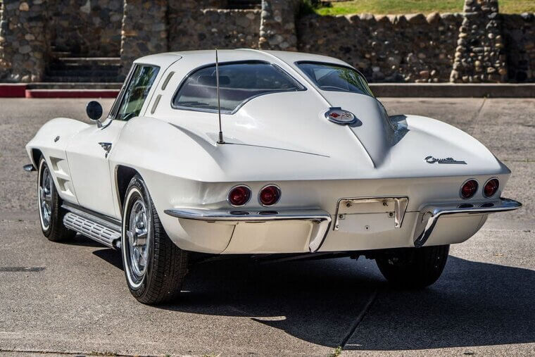 Classic Corvettes that hold value better than new models