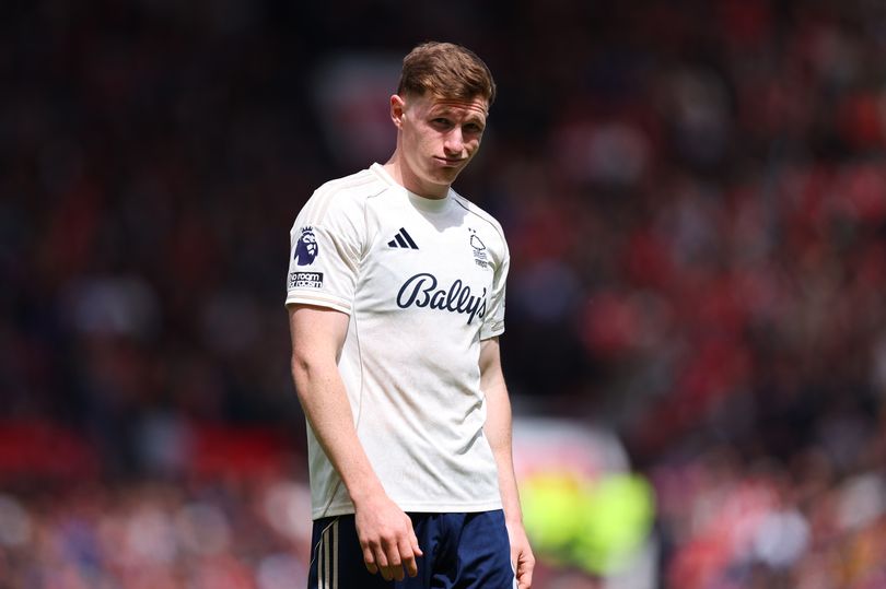 Man United told to 'do everything' to sign Nottingham Forest ace Elliot ...