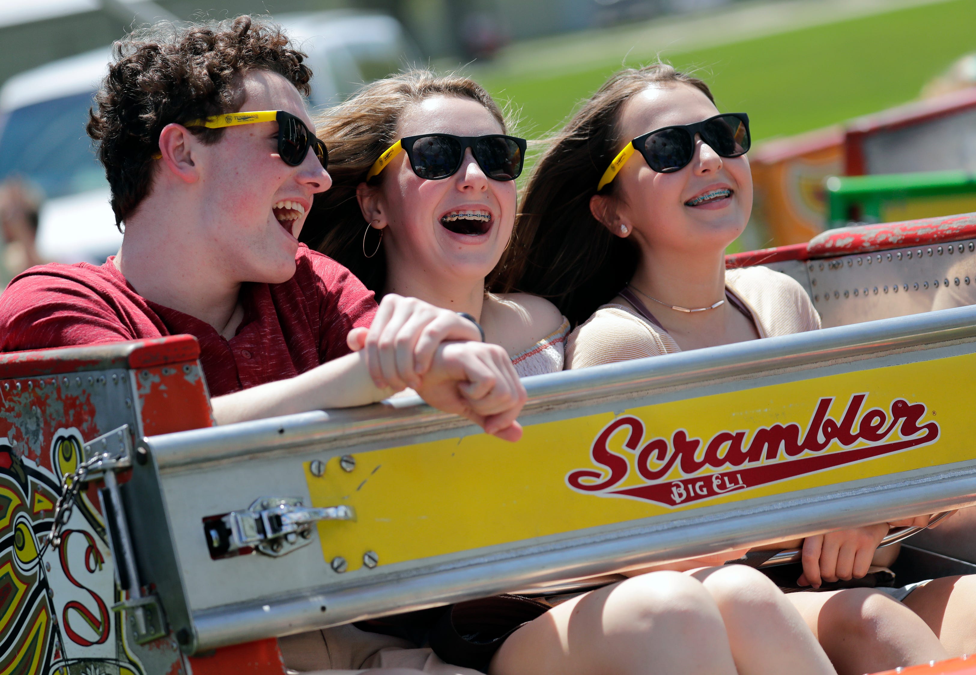 Celebrate De Pere returns with drone show, fireworks, bands, regatta