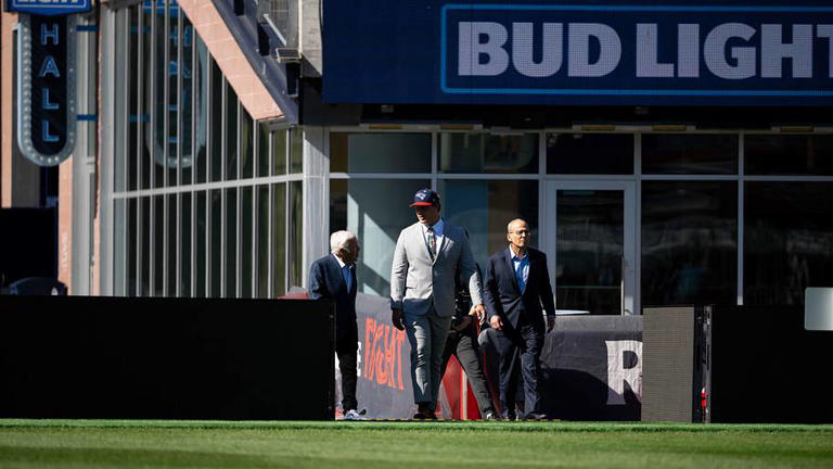 Patriots' Brenden Schooler speaks his mind about turf vs. grass fields