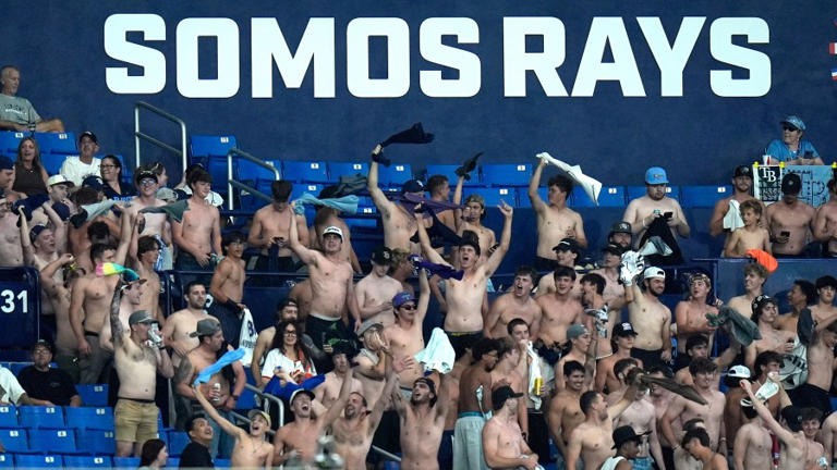Shirtless fans the stars at MLB stadiums as “Tarps Off” trend sweeps ...
