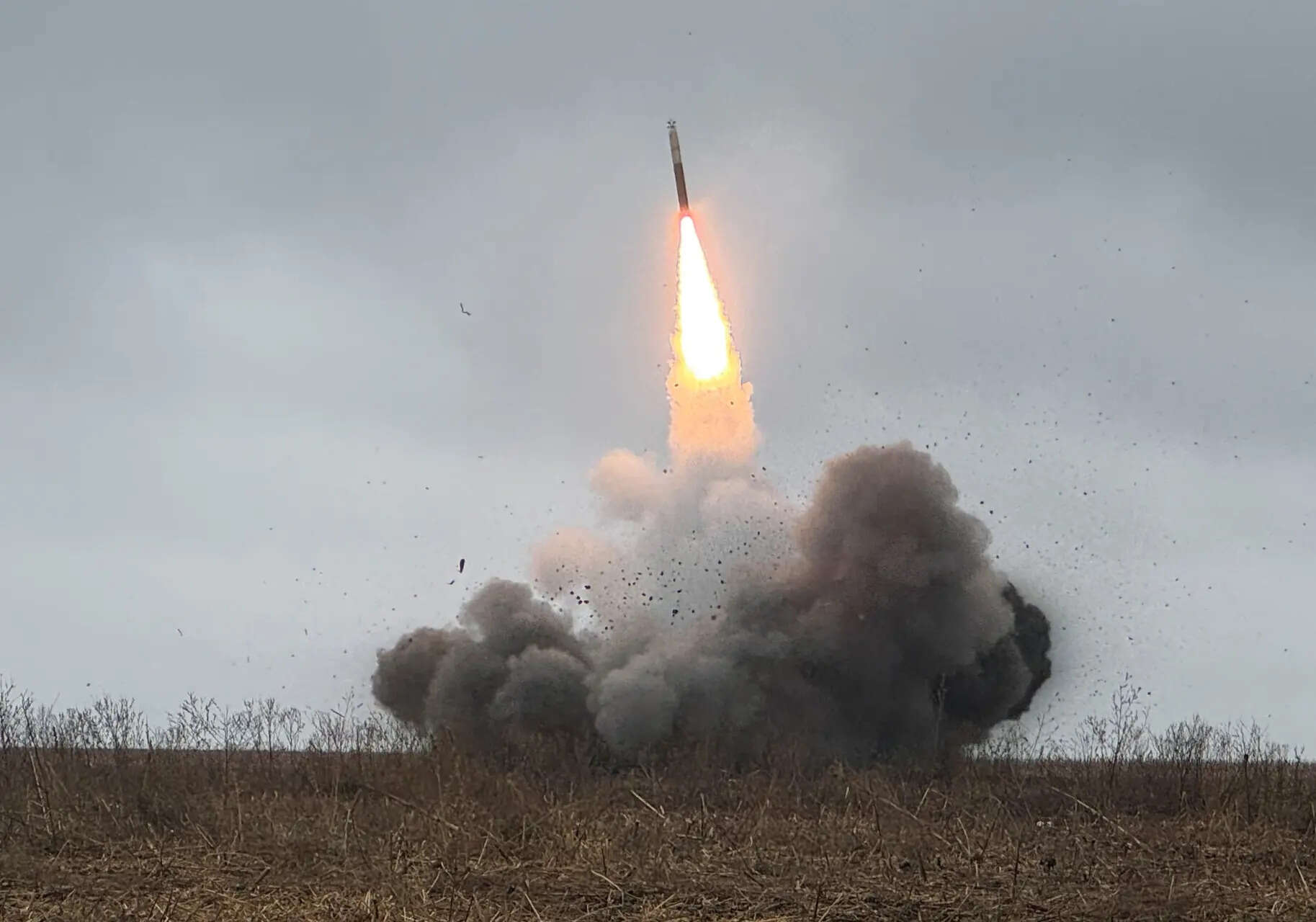 US test fires mobile rocket system near Mount Fuji in rapid 'shoot and ...