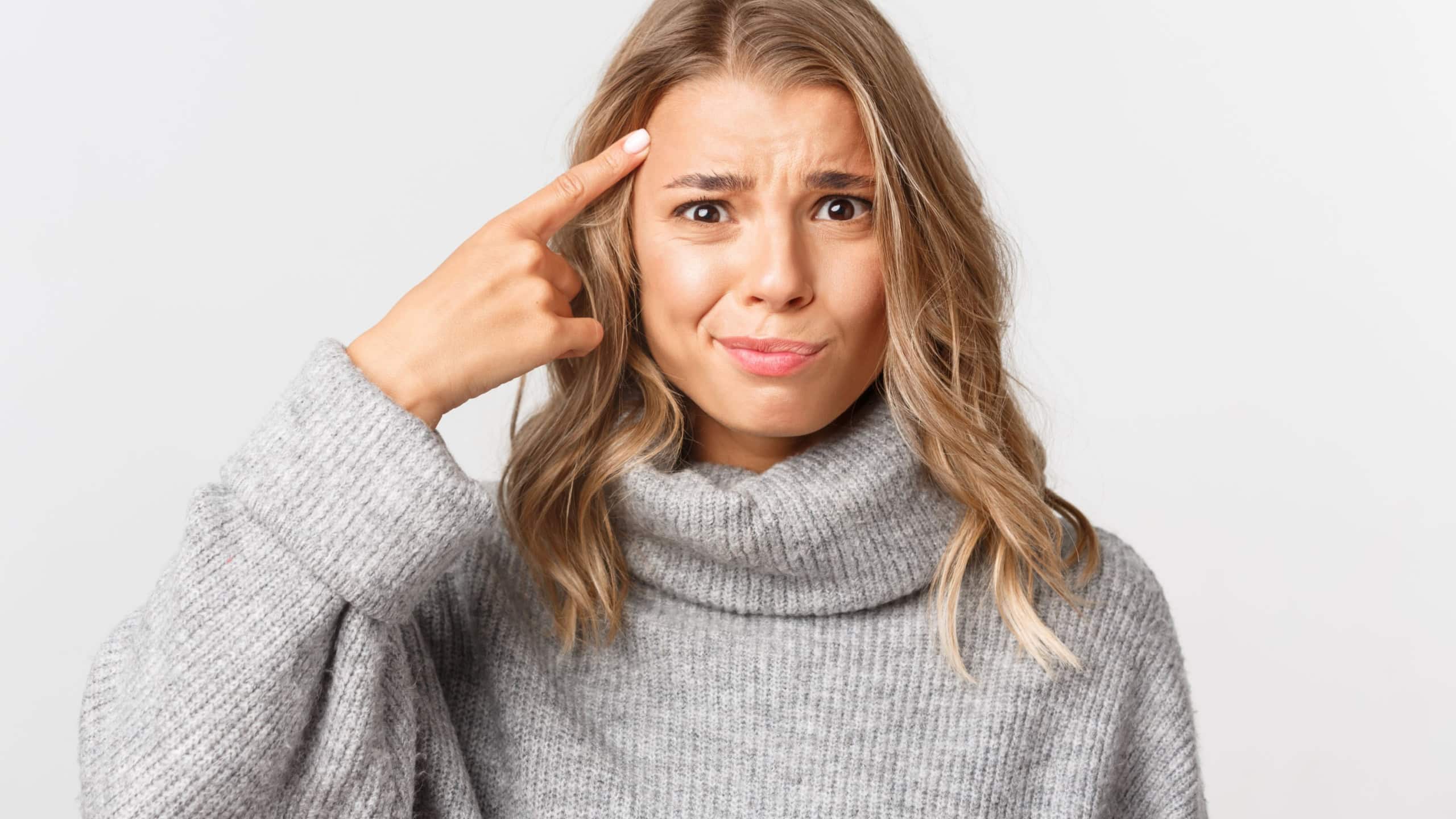 10 signs that a person may not be as smart as they appear