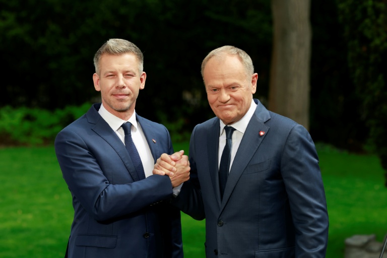 Hungary, Poland defending 'common interests' in EU, Tusk tells Magyar