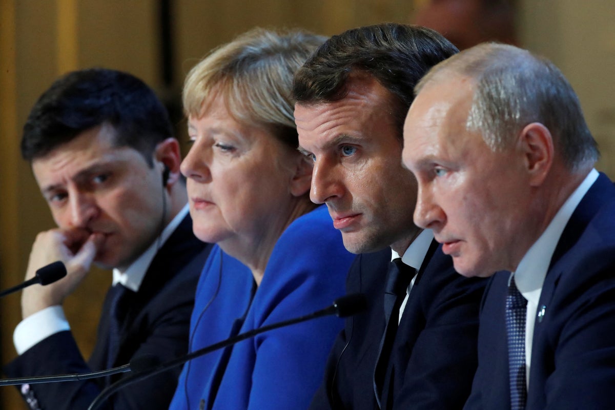 Europe 'considers sending Angela Merkel to reopen dialogue with Putin'