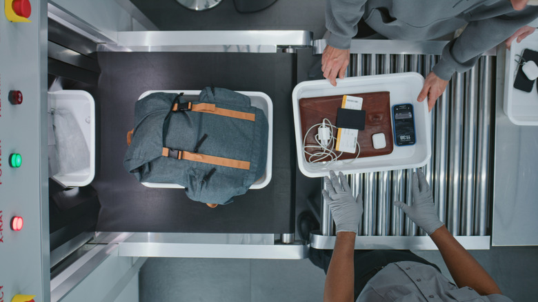 12 quintessential airport security 'dos and don'ts' straight from TSA