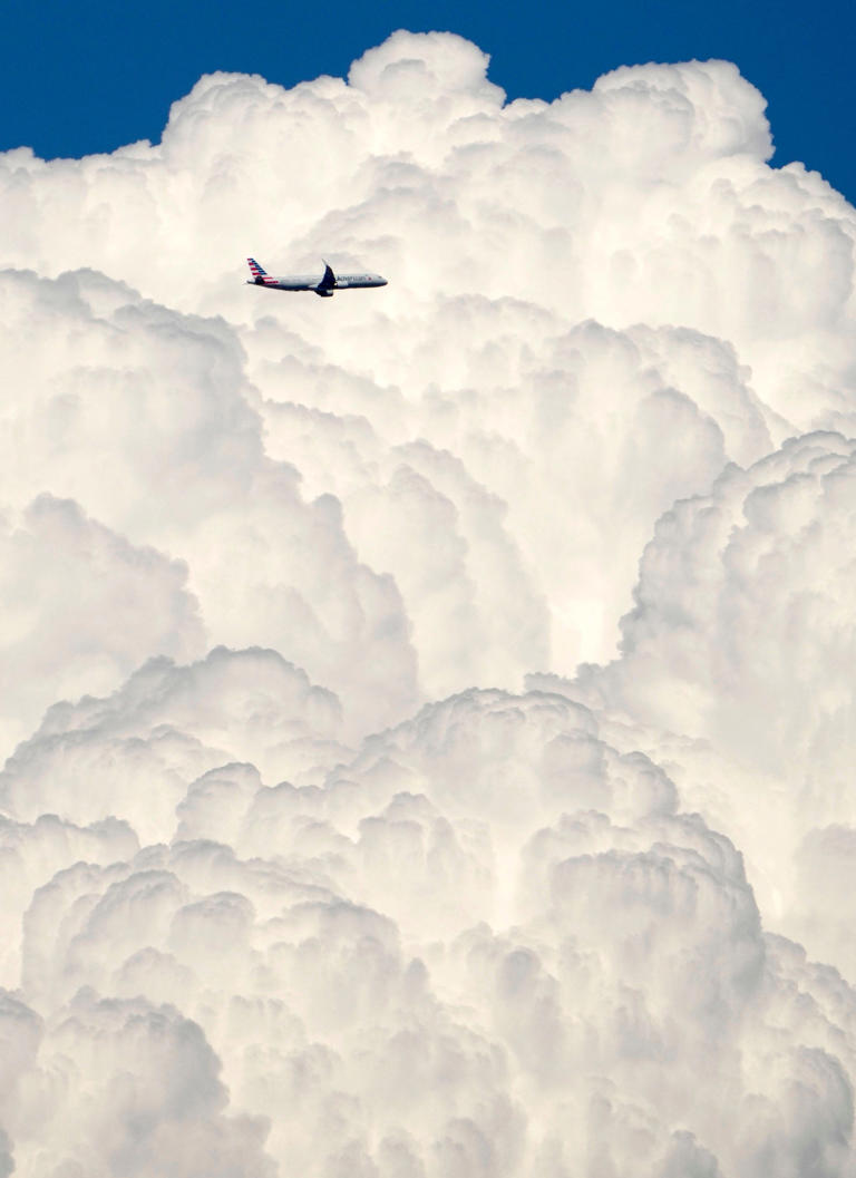 Dallas storms grounded airport. Are Phoenix flights still disrupted?