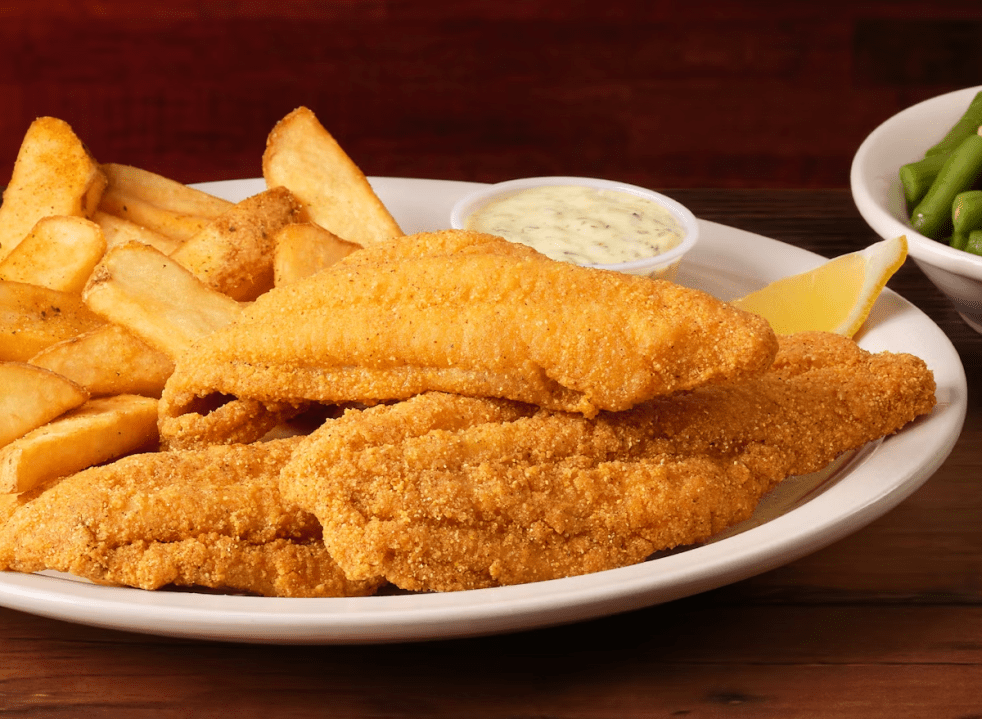 5 restaurant chains shoppers say serve crispy fried fish every time