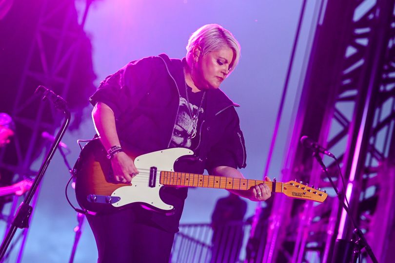 Country singer Natalie Maines warns 'democracy is disappearing' as she ...