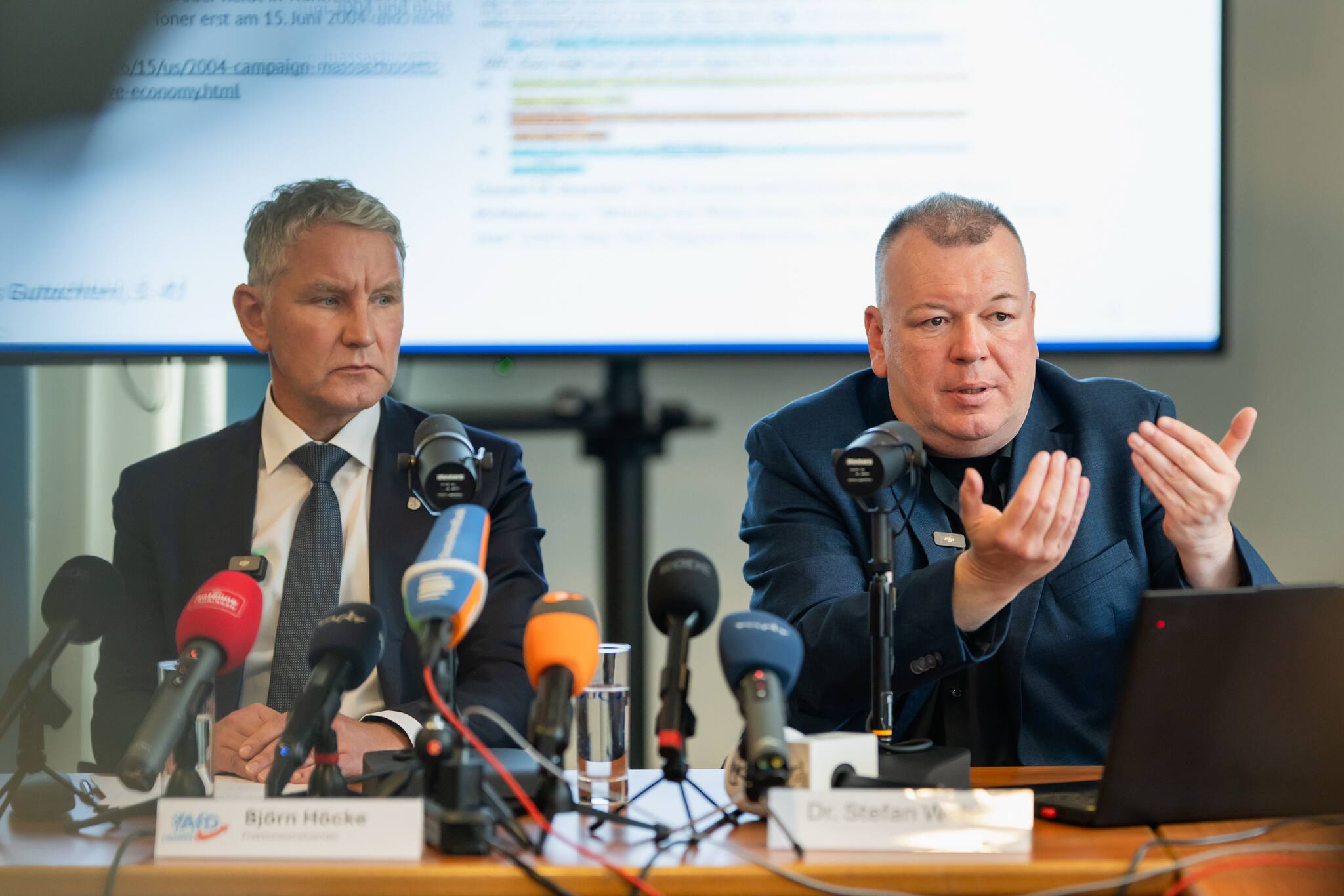 Neue Plagiatsvorwürfe gegen Thüringens Ministerpräsident Voigt