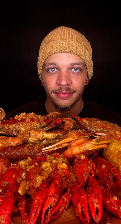 Carolina Reaper lemon pepper seafood