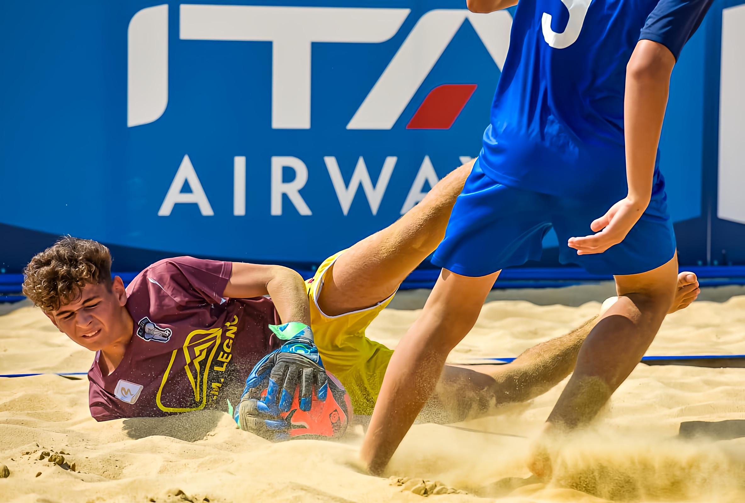 Calcio. A Mezzano spopola il beach soccer: "Quinto anno e siamo in ...