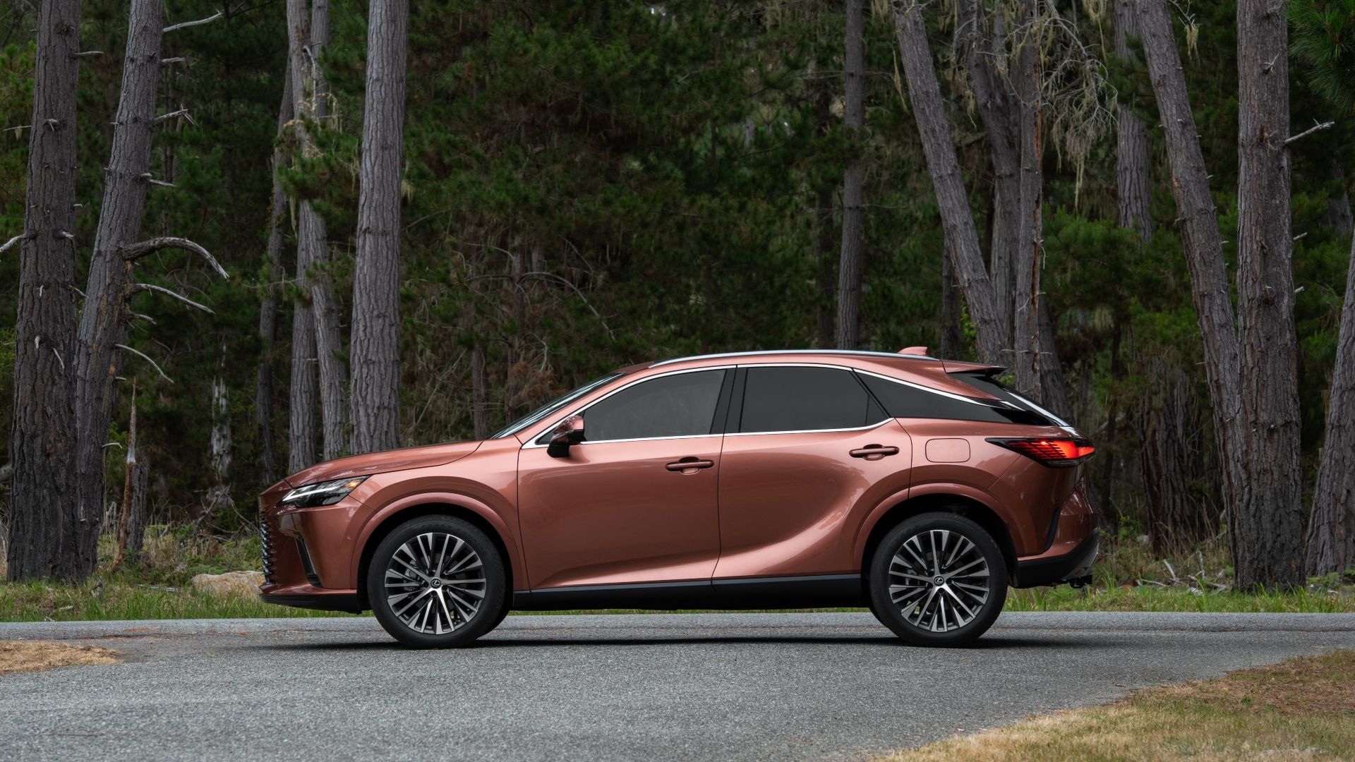 This Japanese luxury SUV is built to last decades—and won't cost a ...