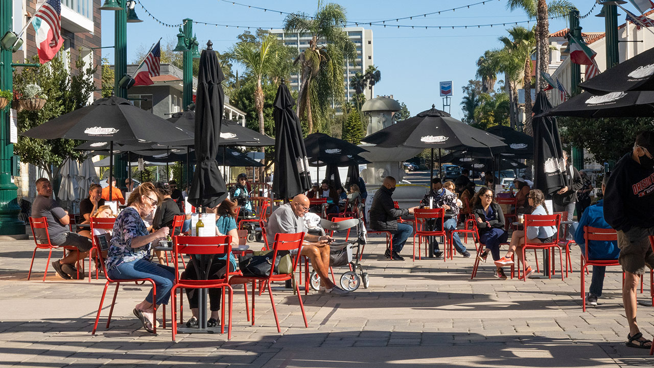 California business owners 'working for peanuts' as costs, record gas ...