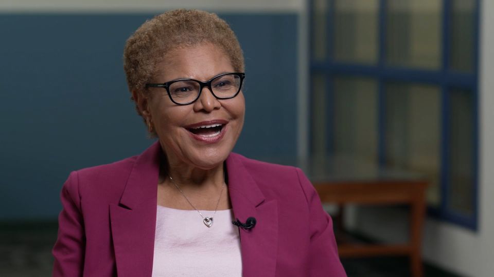 Elex Michaelson profiles LA Mayor Karen Bass