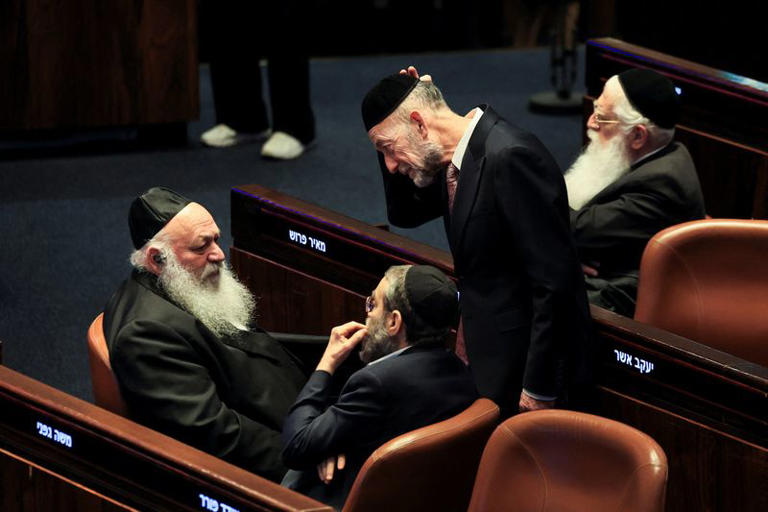 Israel takes step toward snap election as Knesset votes to dissolve