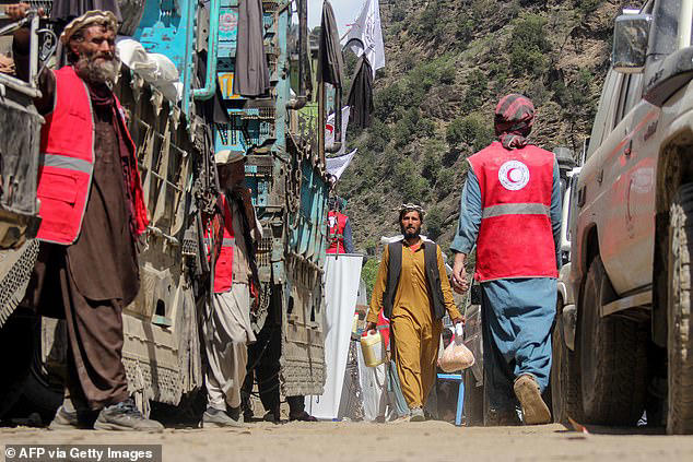 Afghan father plans to sell his seven-year-old daughter into marriage ...