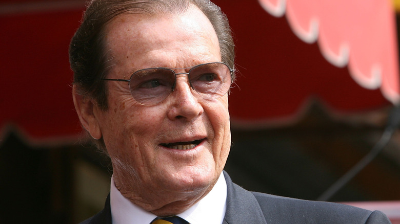 How Sean Connery really felt about Roger Moore and Daniel Craig as ...