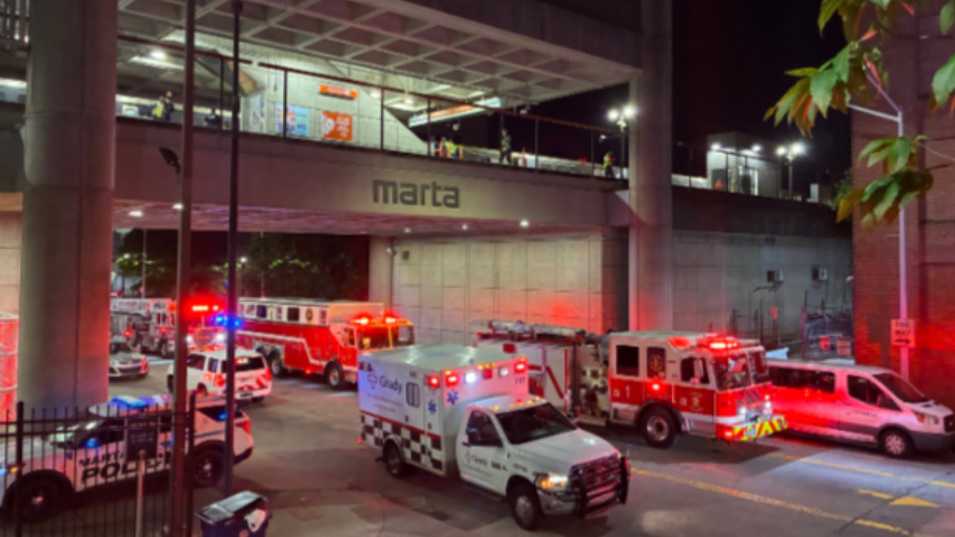 Person hit after jumping in front of MARTA train, police say