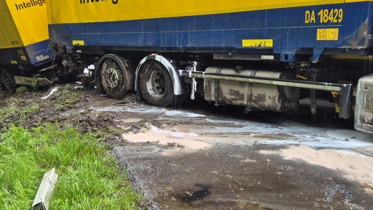 A4 bei Olpe-Süd nach Unfall einspurig befahrbar: Fahrer schwer verletzt ...