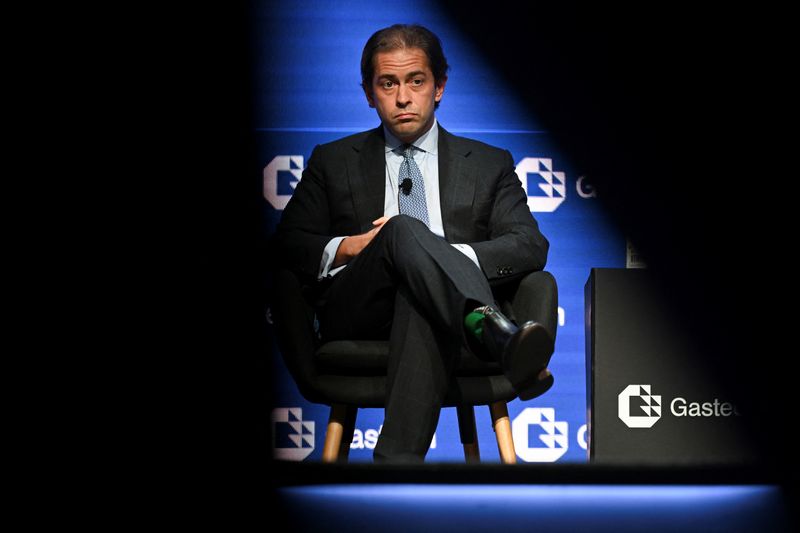 Europe's smelters need long-term price protection, Trafigura CEO says