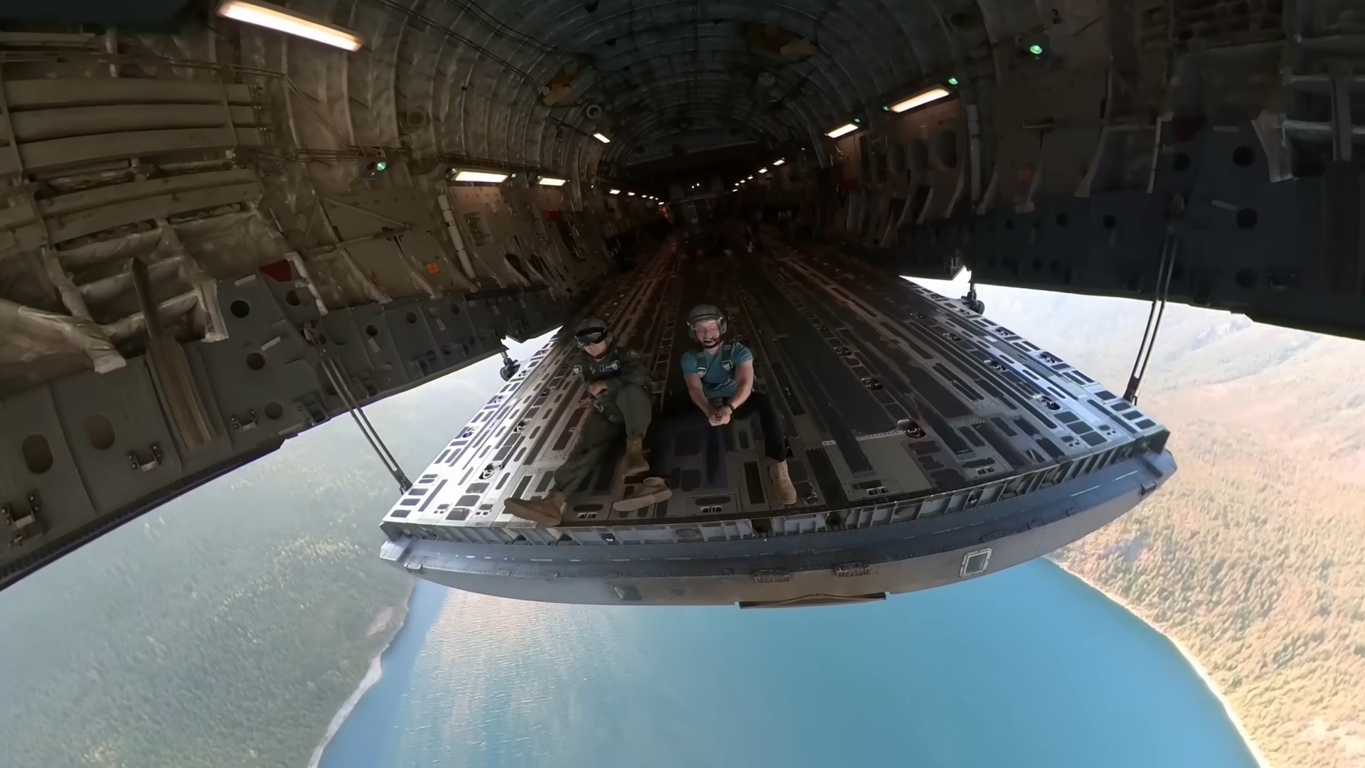 Watch a 585,000 pound US C-17 fly into chaos - "No room for error"