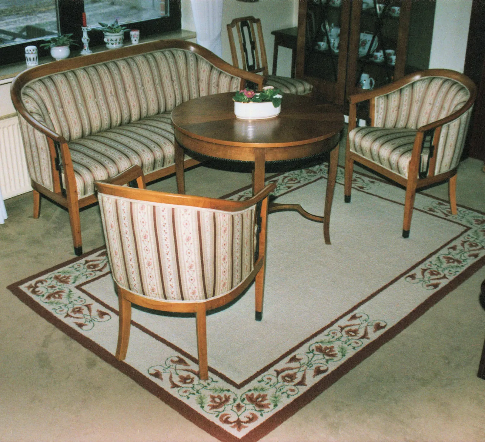 9 home decor traps interior designers specifically warn buyers to avoid