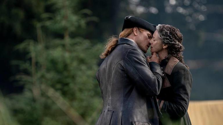Outlander's Sam Heughan shares his interpretation of the finale ...