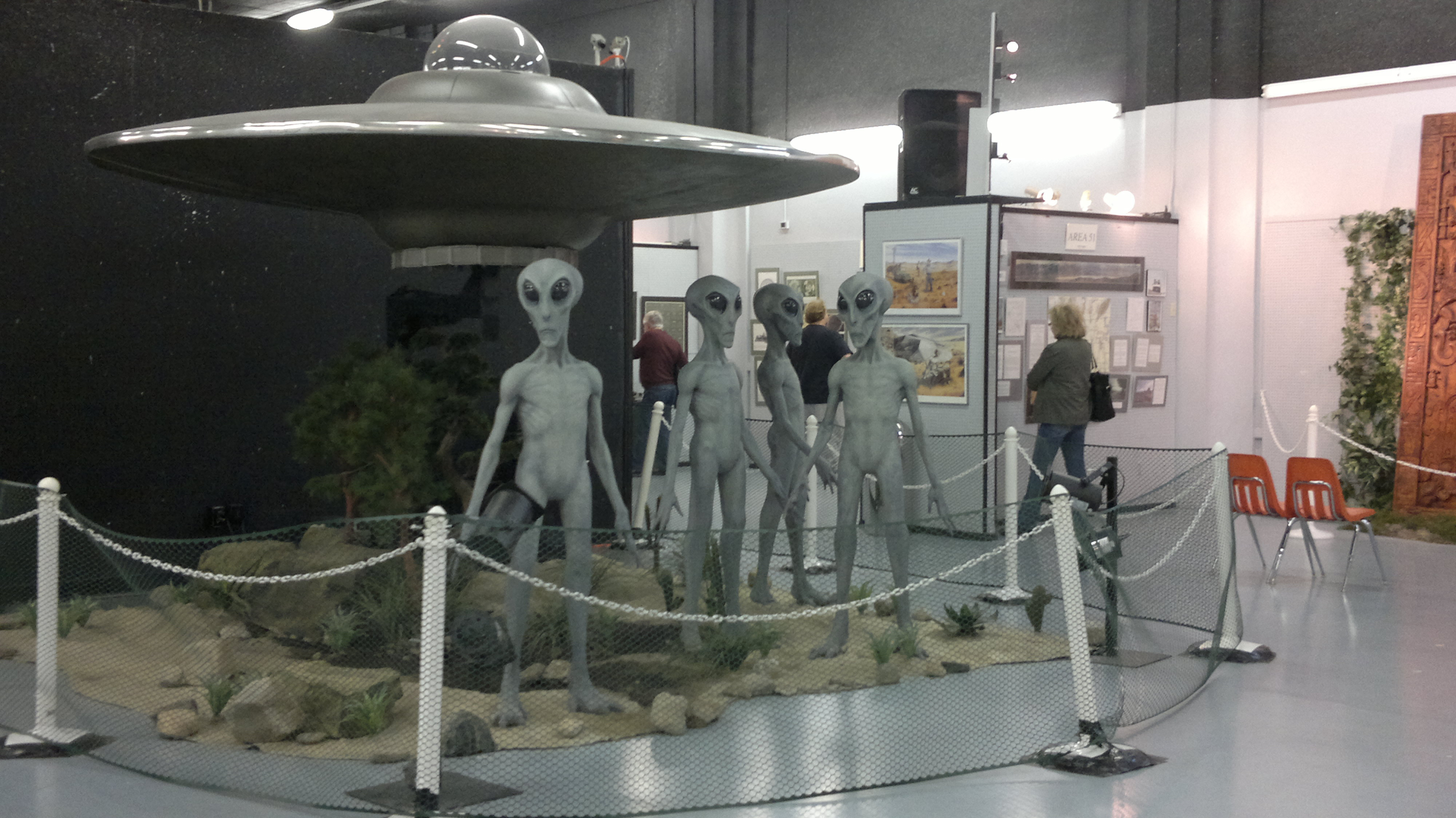 Scientist claims four types of alien life have been found in secret UFO ...