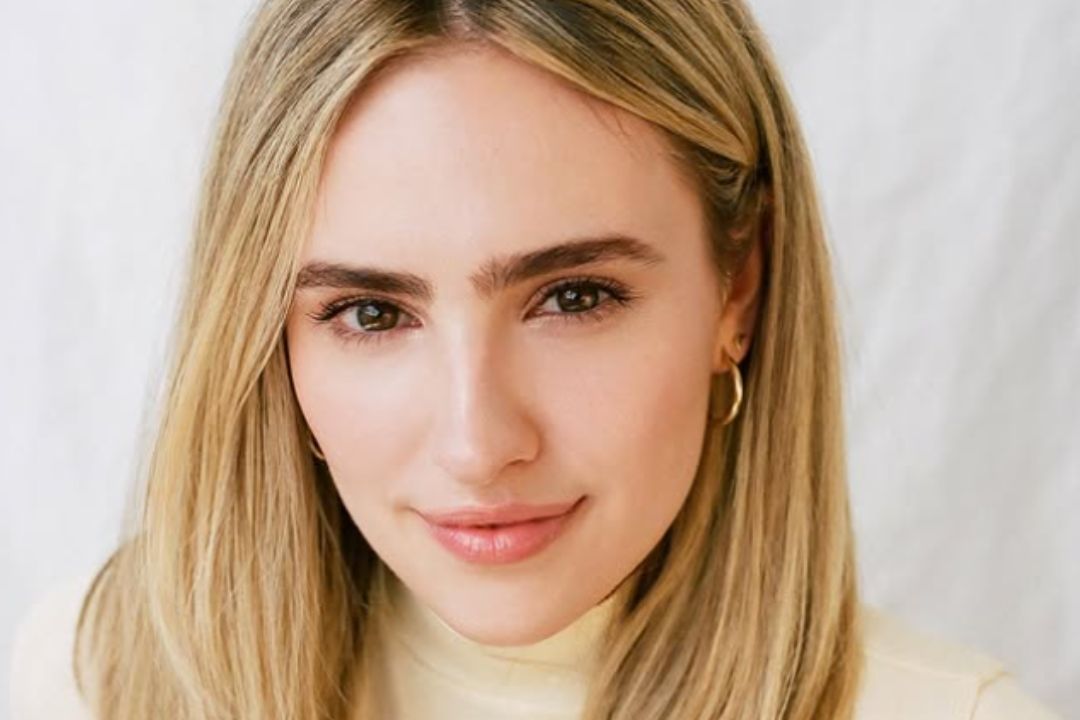 Before joining 'The Boys,' Sheline actress Emma Elle Paterson was ...