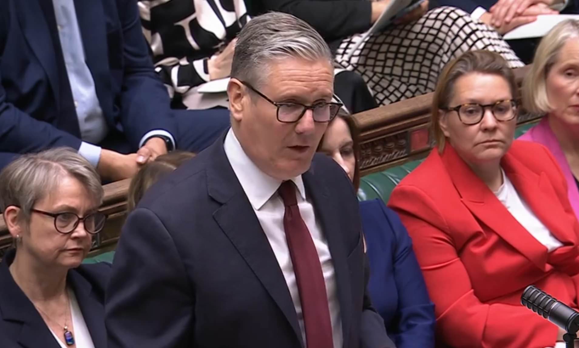 Starmer defies fury at 'immoral' decision to weaken Russia sanctions in ...