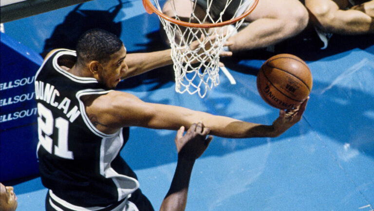 The Sporting News Ranks the 10 Greatest Player's Seasons in NBA History