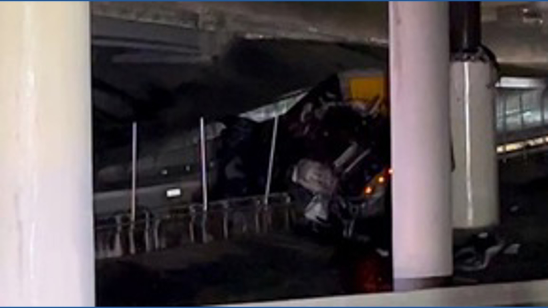 Box truck flies off freeway in downtown Houston