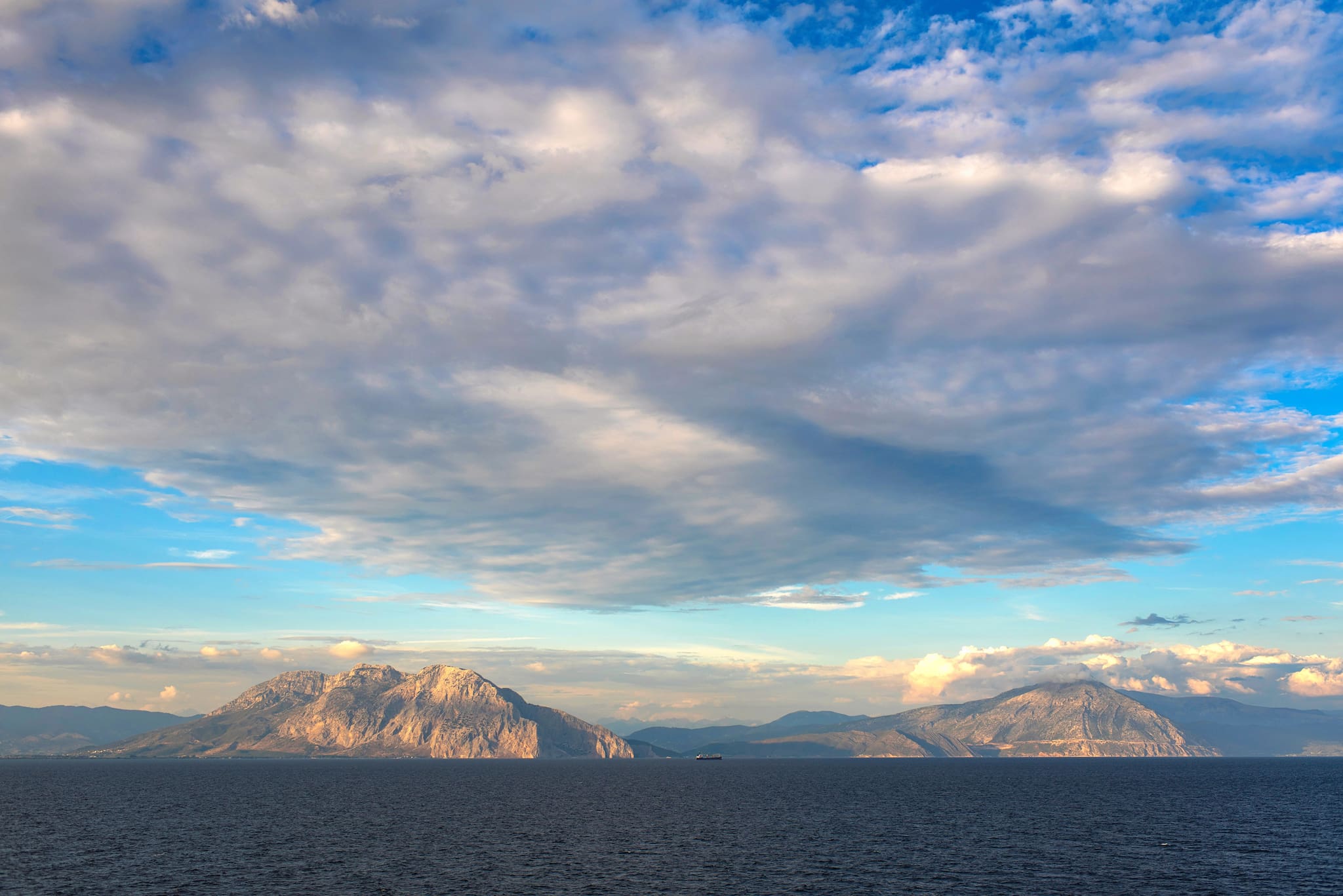 Diese griechische Insel wird günstig verkauft