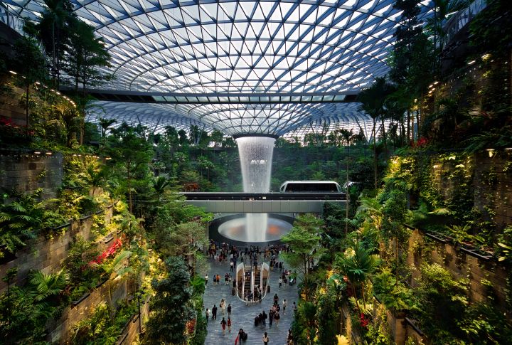25 airports where layovers feel like a mini vacation