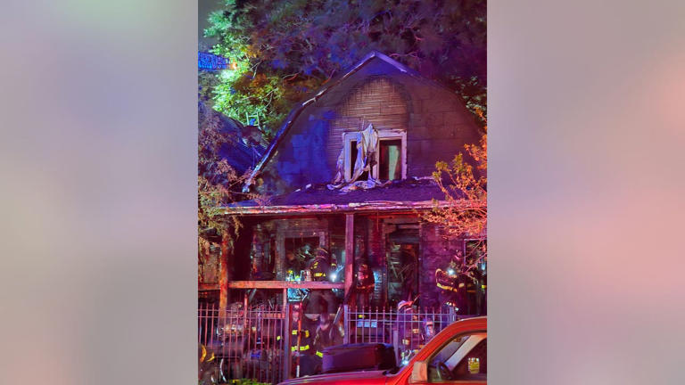 Deadly Chicago house fire: 2 adults, 2 children killed; arson suspected