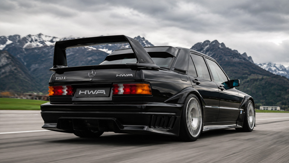 HWA 190E EVO II Twin Turbo V6 Engine Note Acceleration