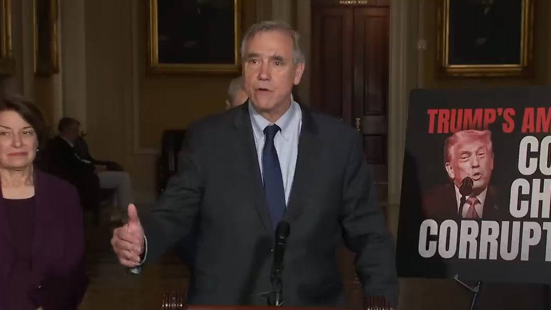 'Not one penny for families': Sen. Jeff Merkley blasts Republican ...