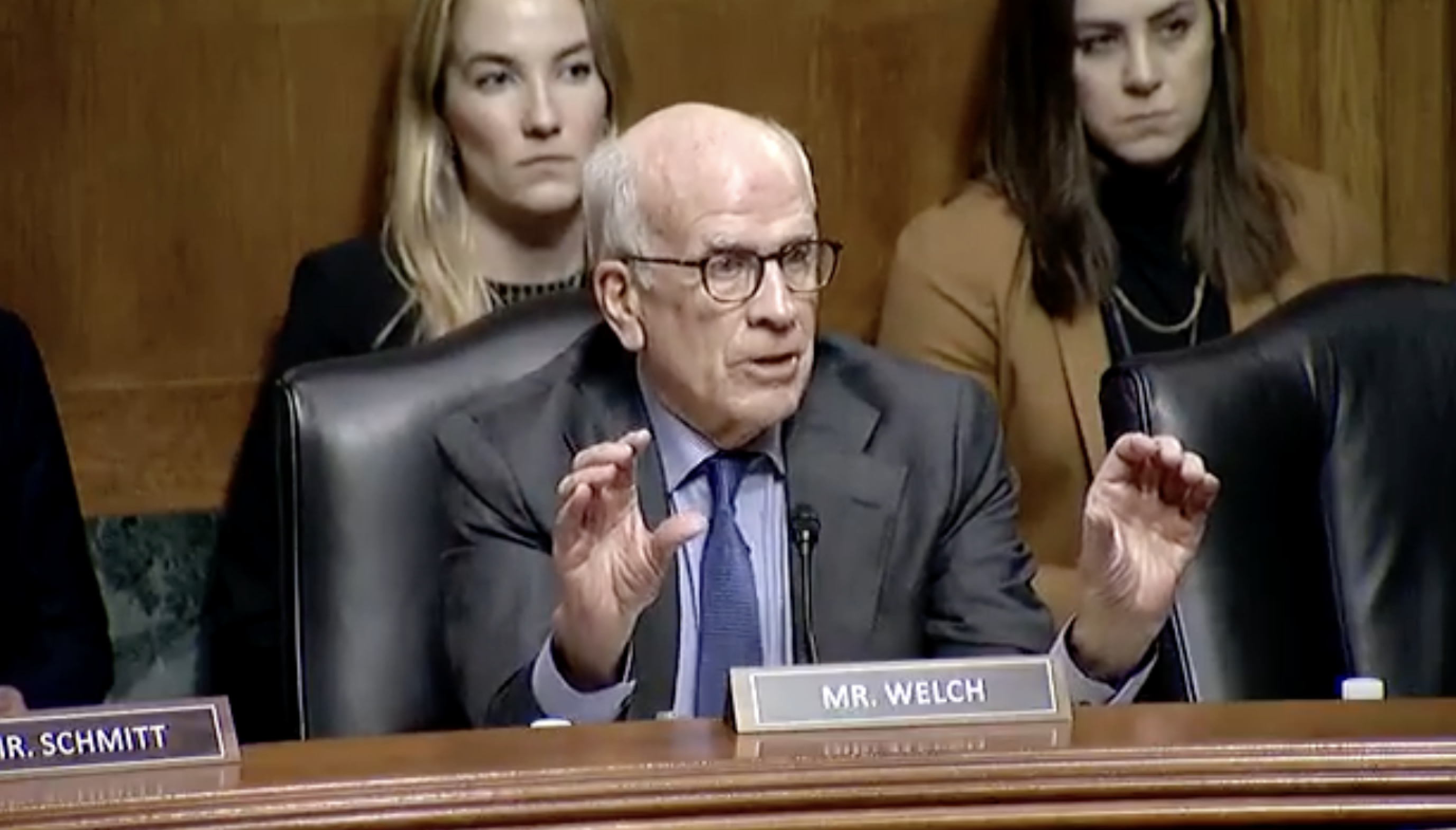 'I am asking you!': Peter Welch puts his foot down, scolds witness over ...