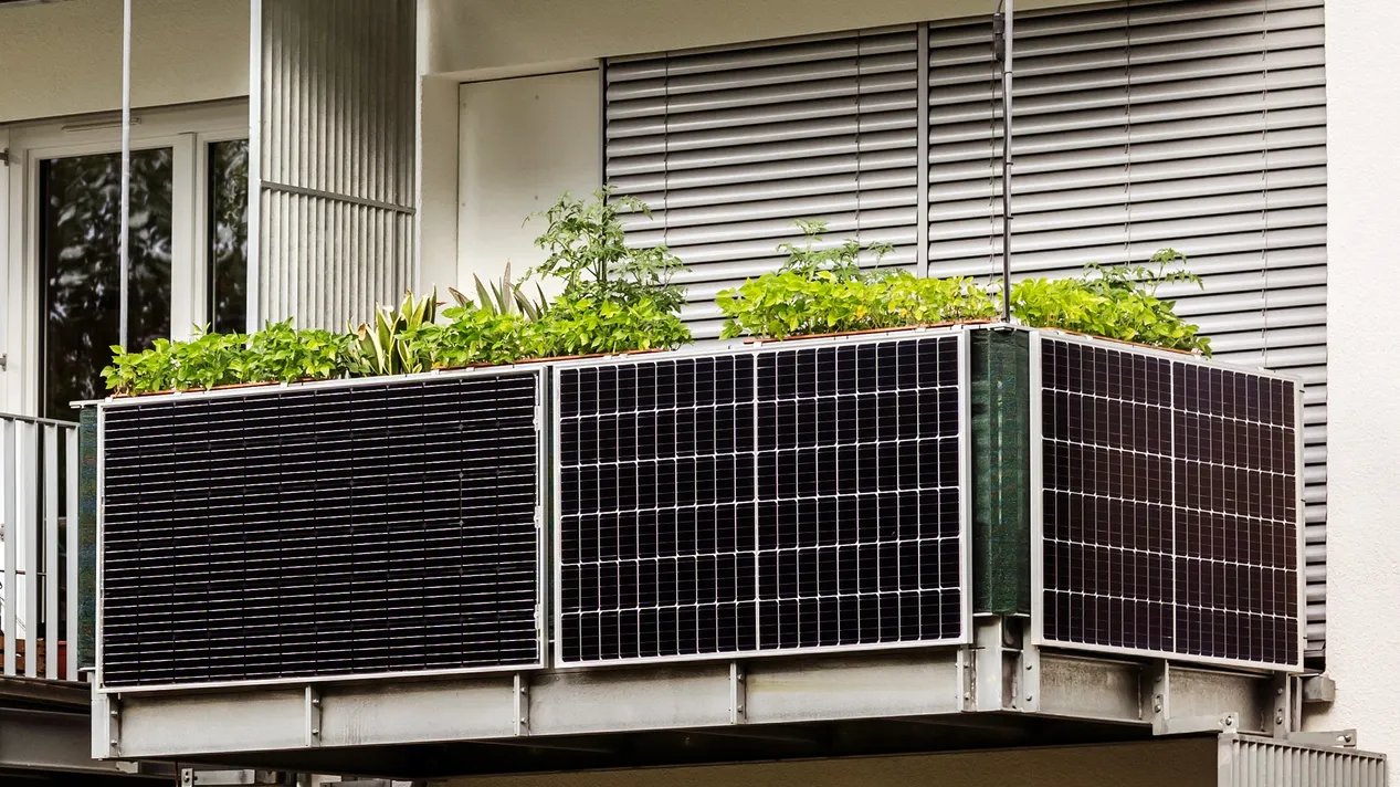 Balcony solar systems costing $1,200 could reshape home energy savings