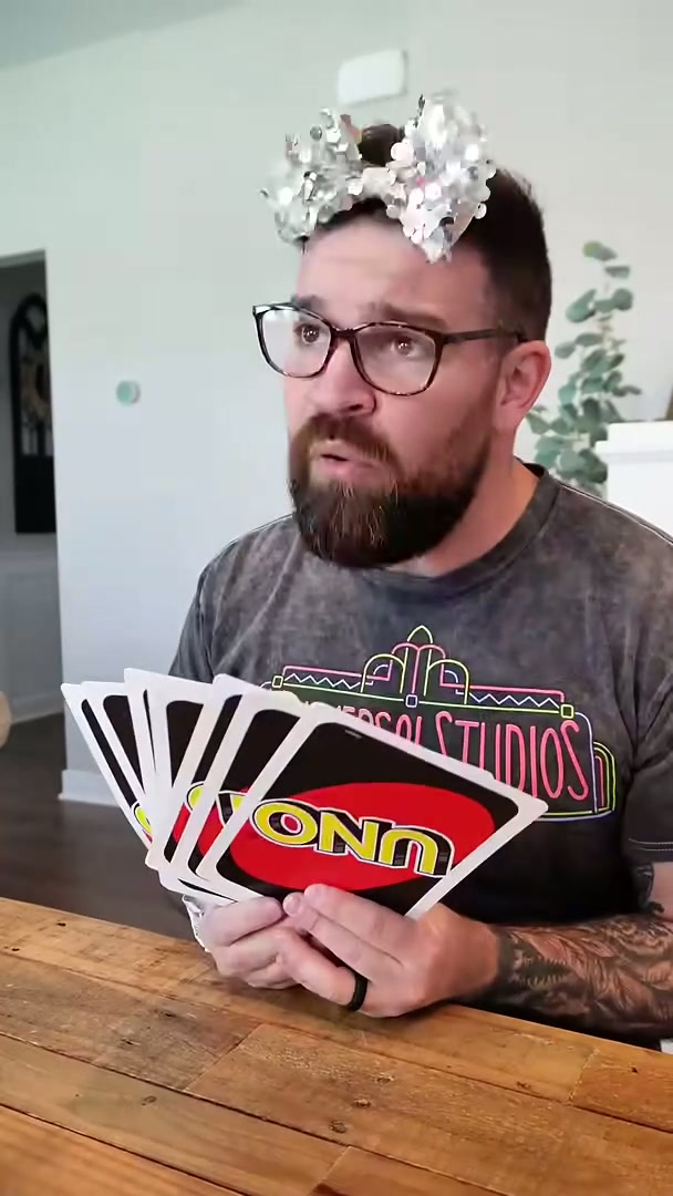 Hilarious UNO game disaster