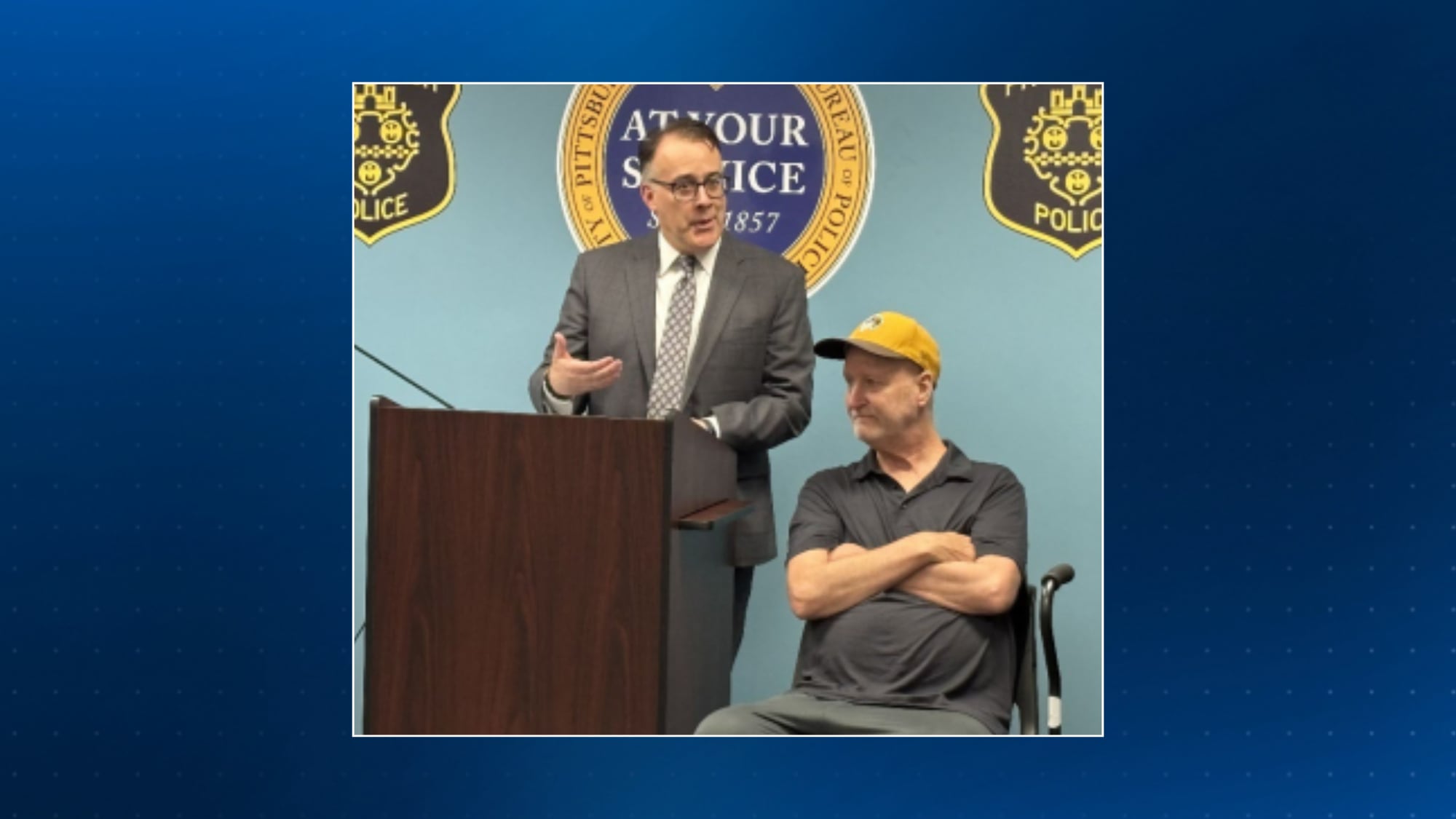 Pittsburgh police officer injured during Tree of Life shooting given ...