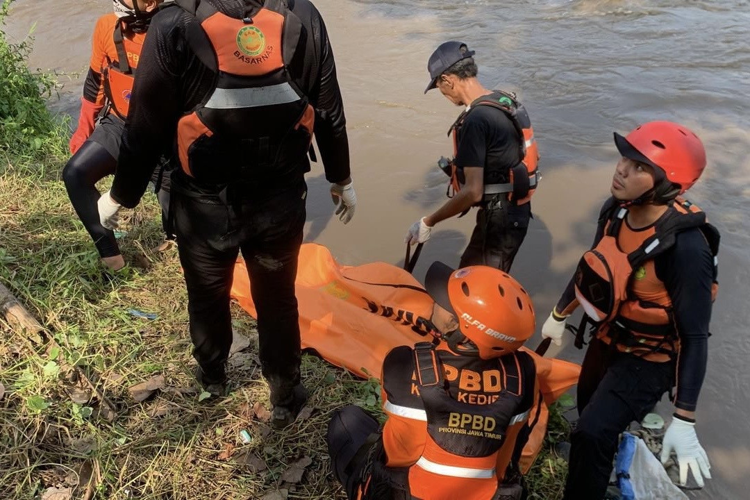 Terpeleset cari ikan di Sungai Brantas, warga Tulungagung ditemukan tewas